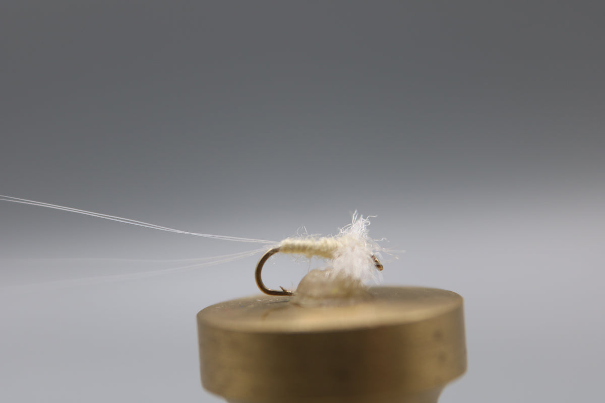 Cahill Light Spinner Dry – Risen Fly